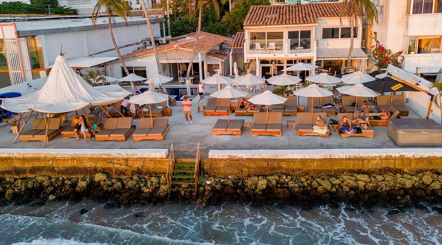 WALA BEACH CLUB SUNSET - recreacioneslacarinosa.com